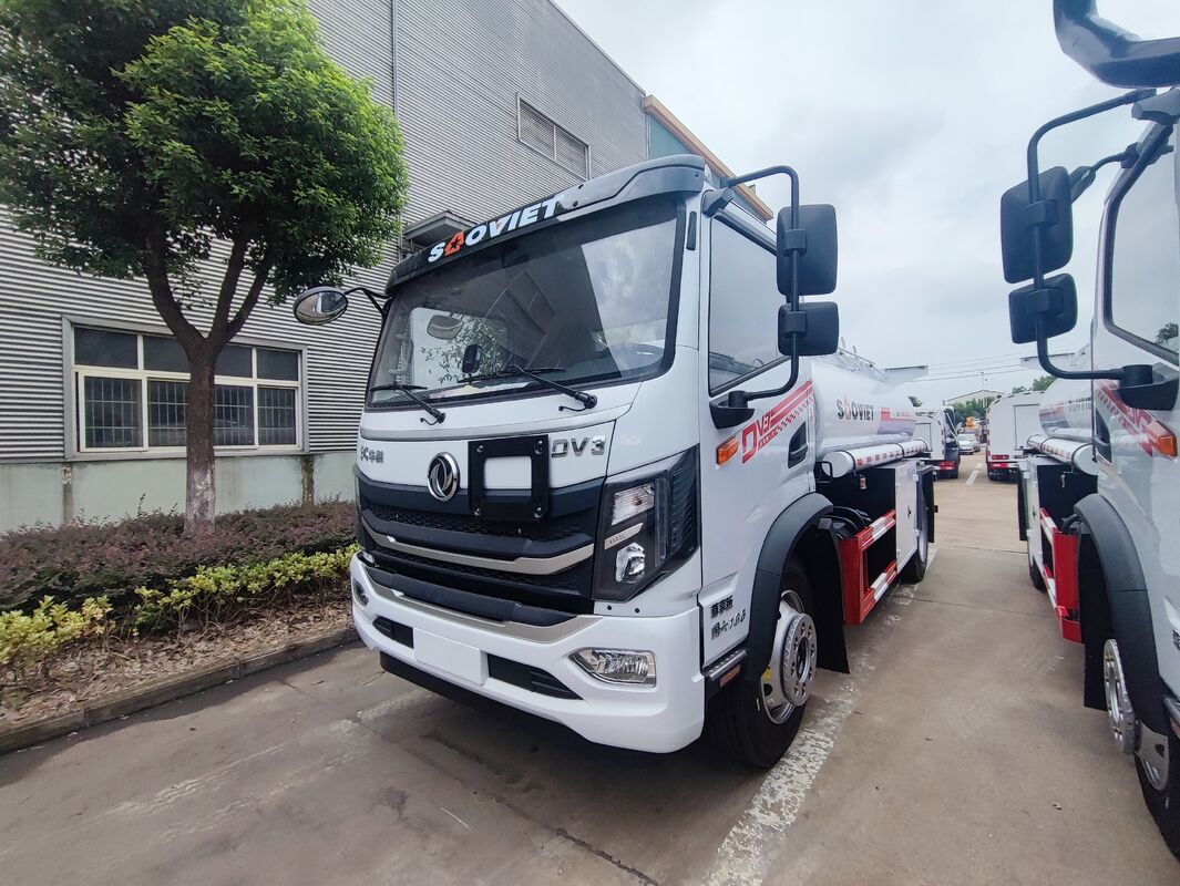 DONGFENG 4x2 Drive Wheel Fuel Bowser Truck 8000L Tank Diesel Manual ...